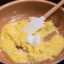 How to Make the Perfect Scrambled Eggs